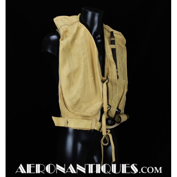 schwimmweste;luftwaffe life vest;luftwaffe life preserver