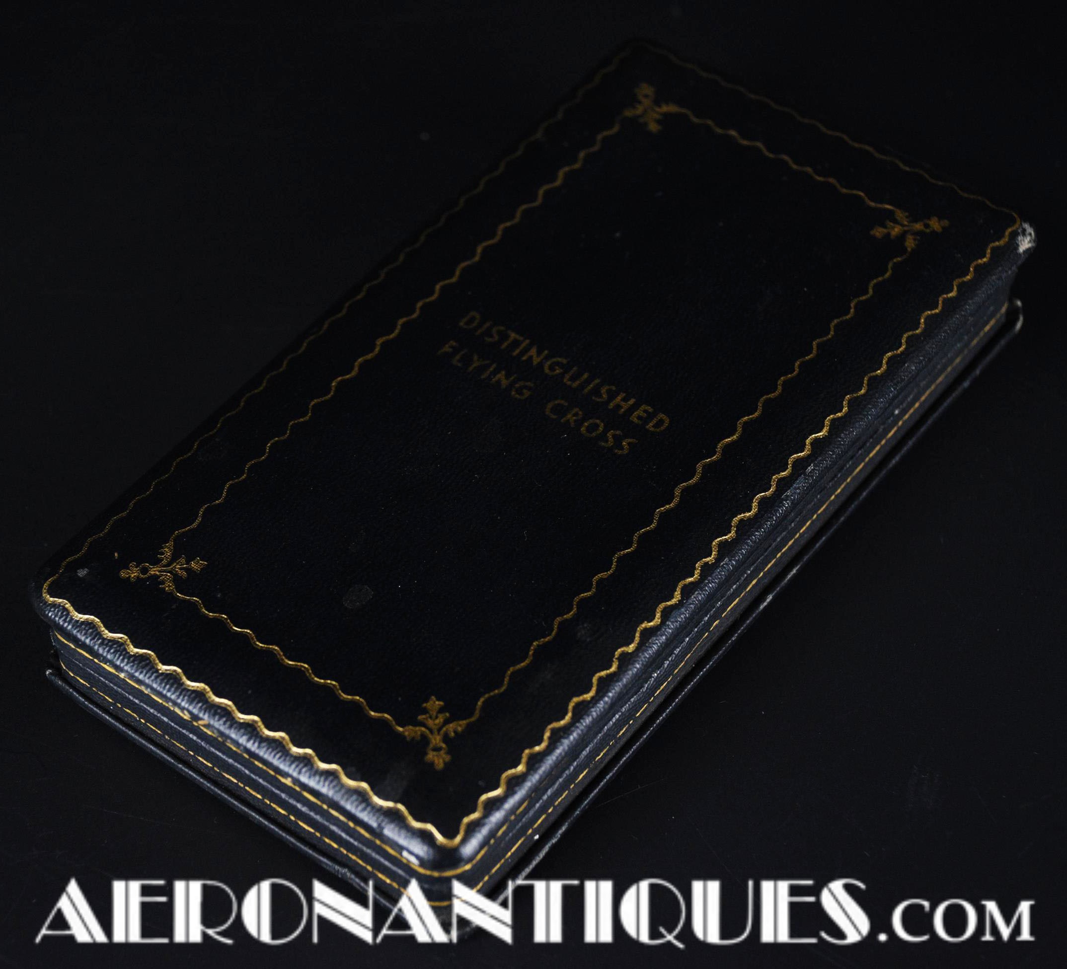 WWII us medal;dfc;distinguished flying cross;