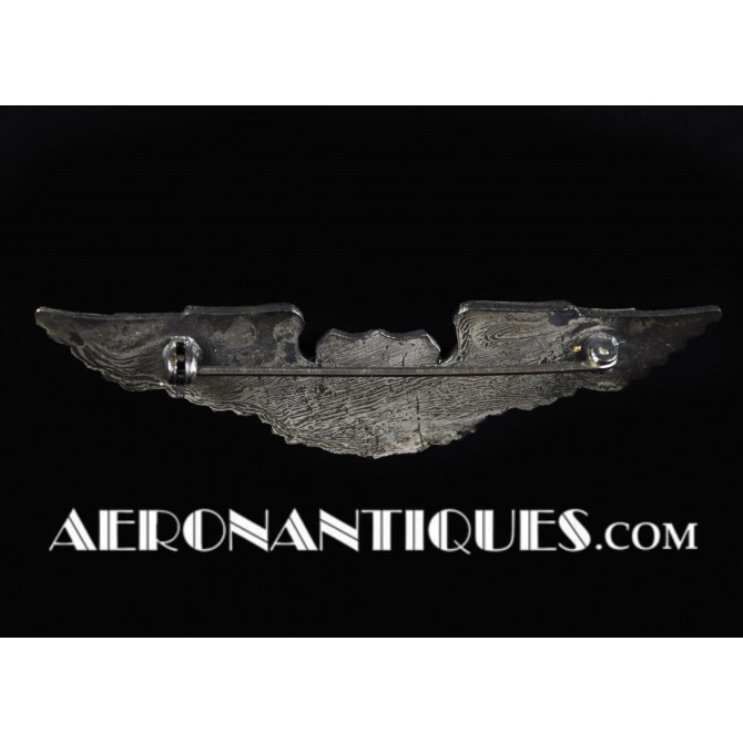 Medals & Metal Insignias