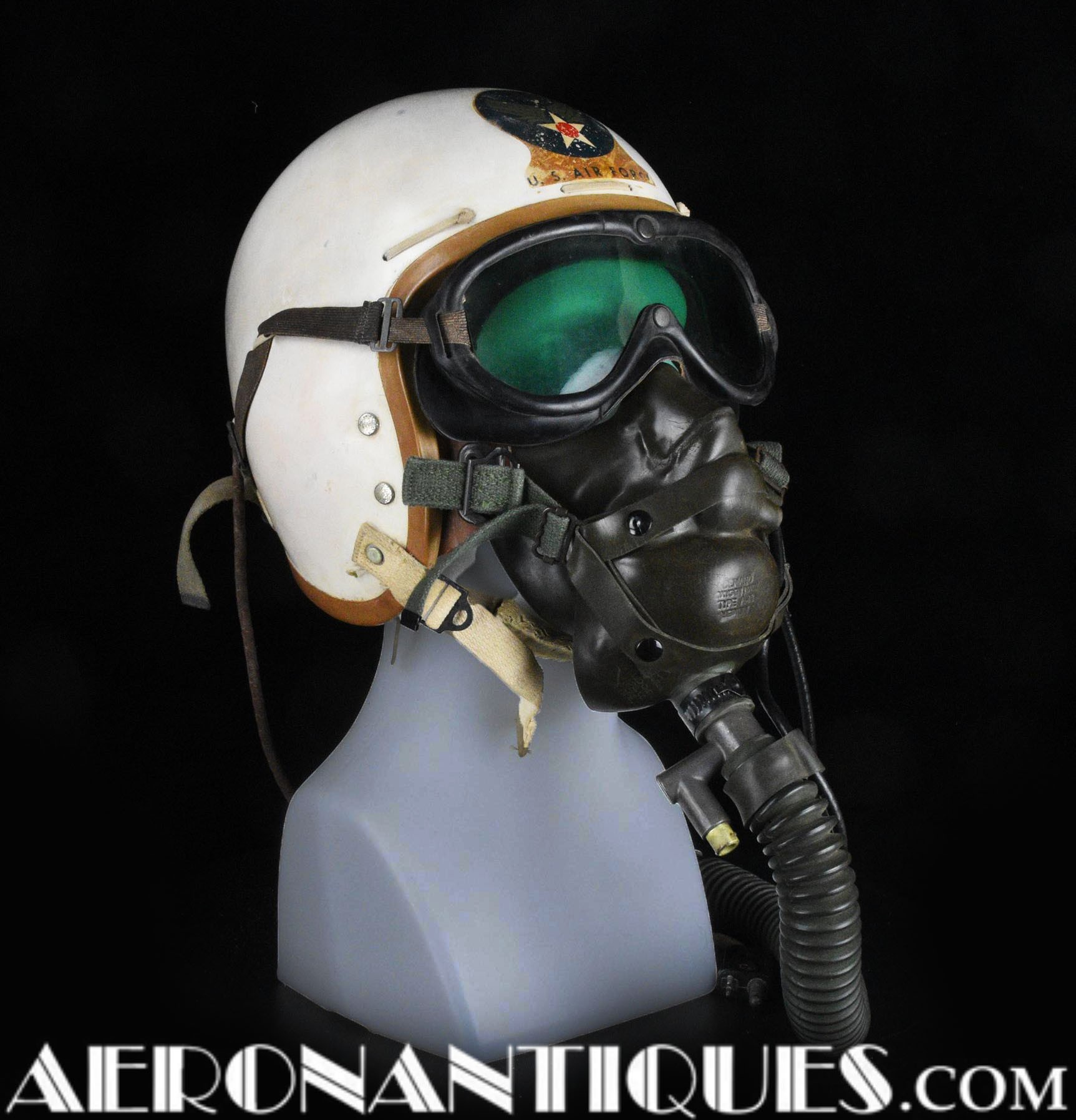 helmet;flight helmet;flying helmet;jet pilot helmet