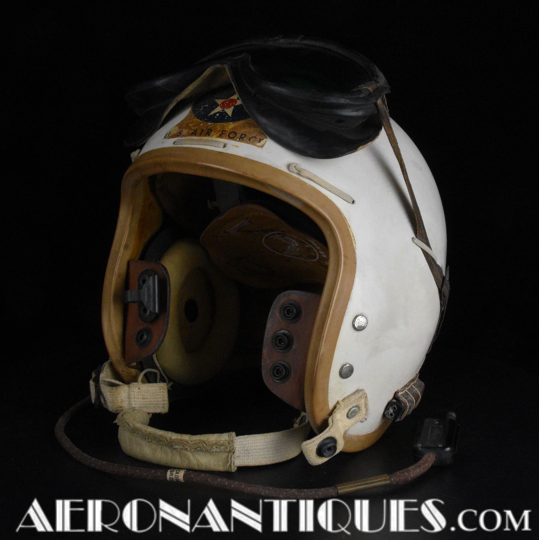 helmet;flight helmet;flying helmet;jet pilot helmet