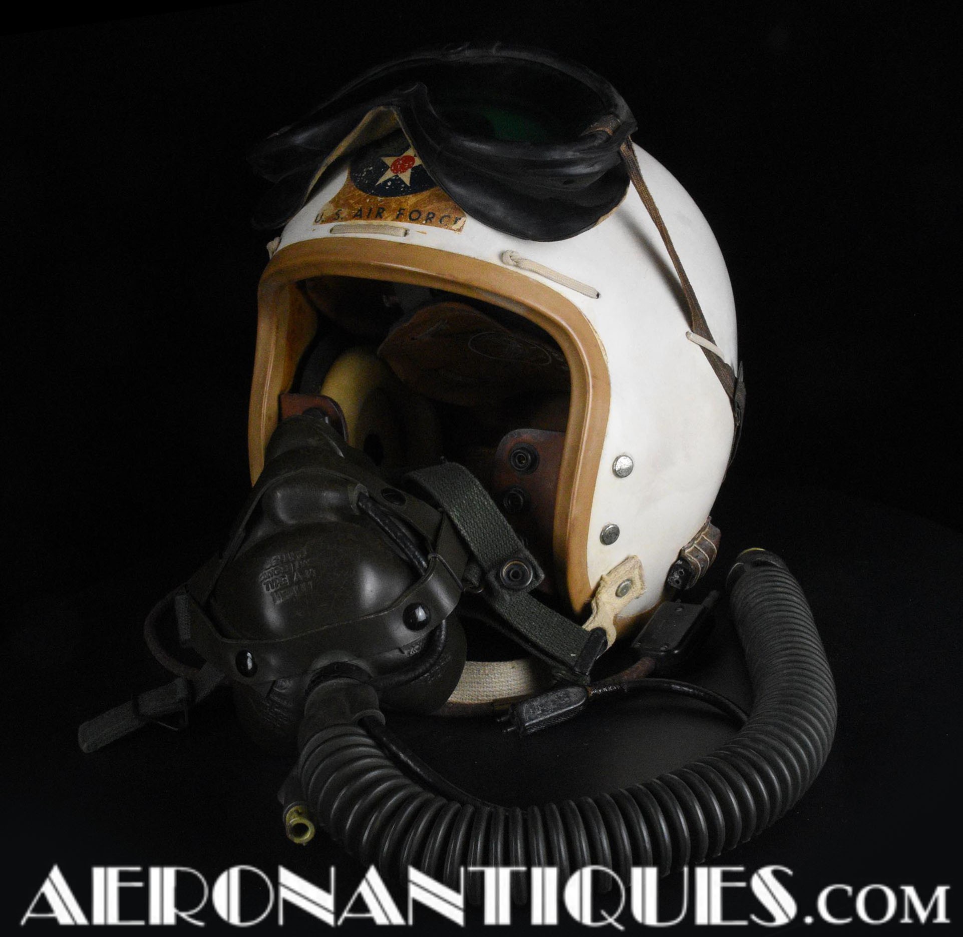 helmet;flight helmet;flying helmet;jet pilot helmet