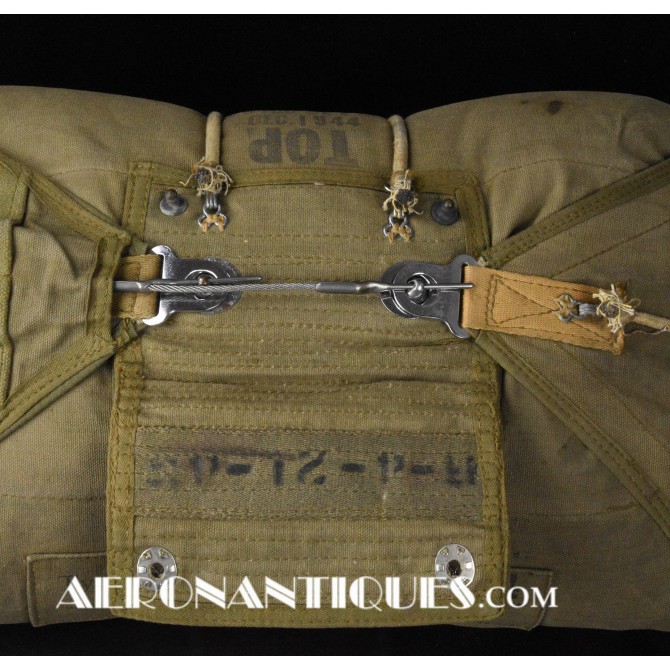 A-4 qac parachute;US Army Air Force Pilot WWII;parachute;chest reserve ...